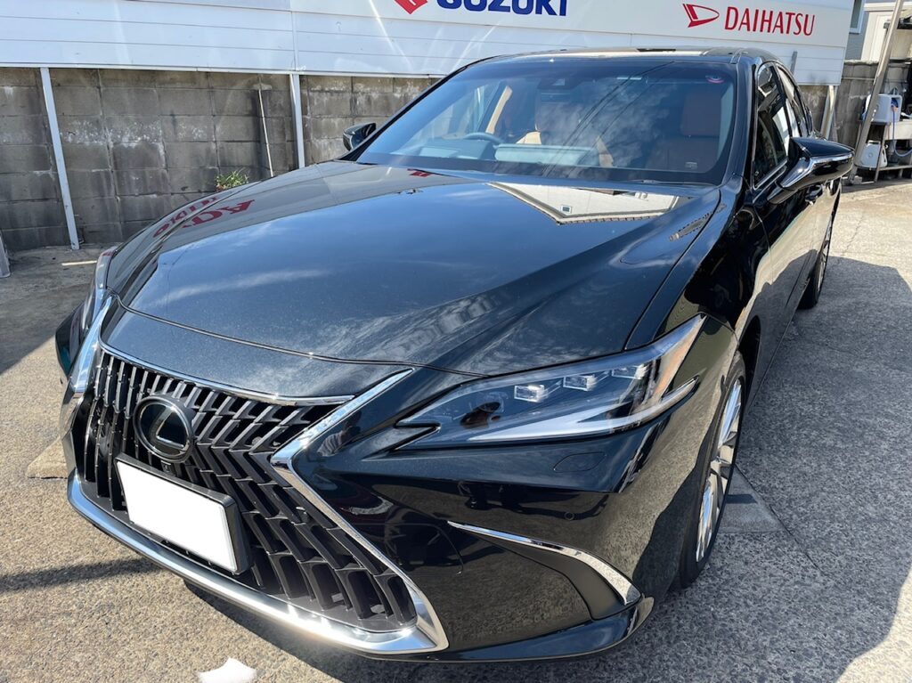 中古車販売：レクサス ES300h version L